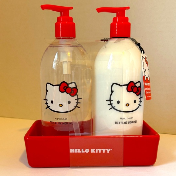 Hello Kitty | Bath & Body | Hello Kitty Sweet Strawy Hand Soap And ...